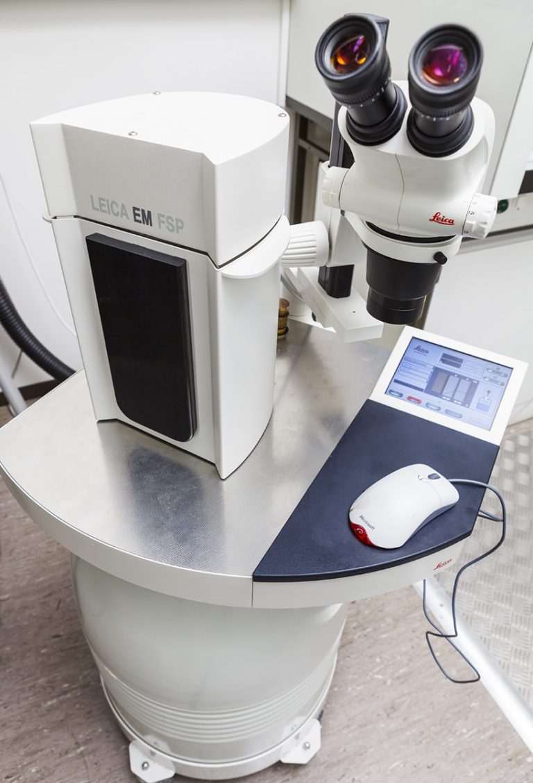 Instruments for sample prep - Electron microscopy Facility University ...