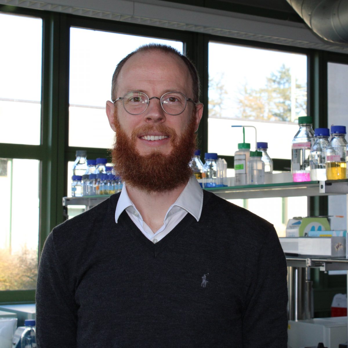 People - Elucidating Bacterial Cell Biology